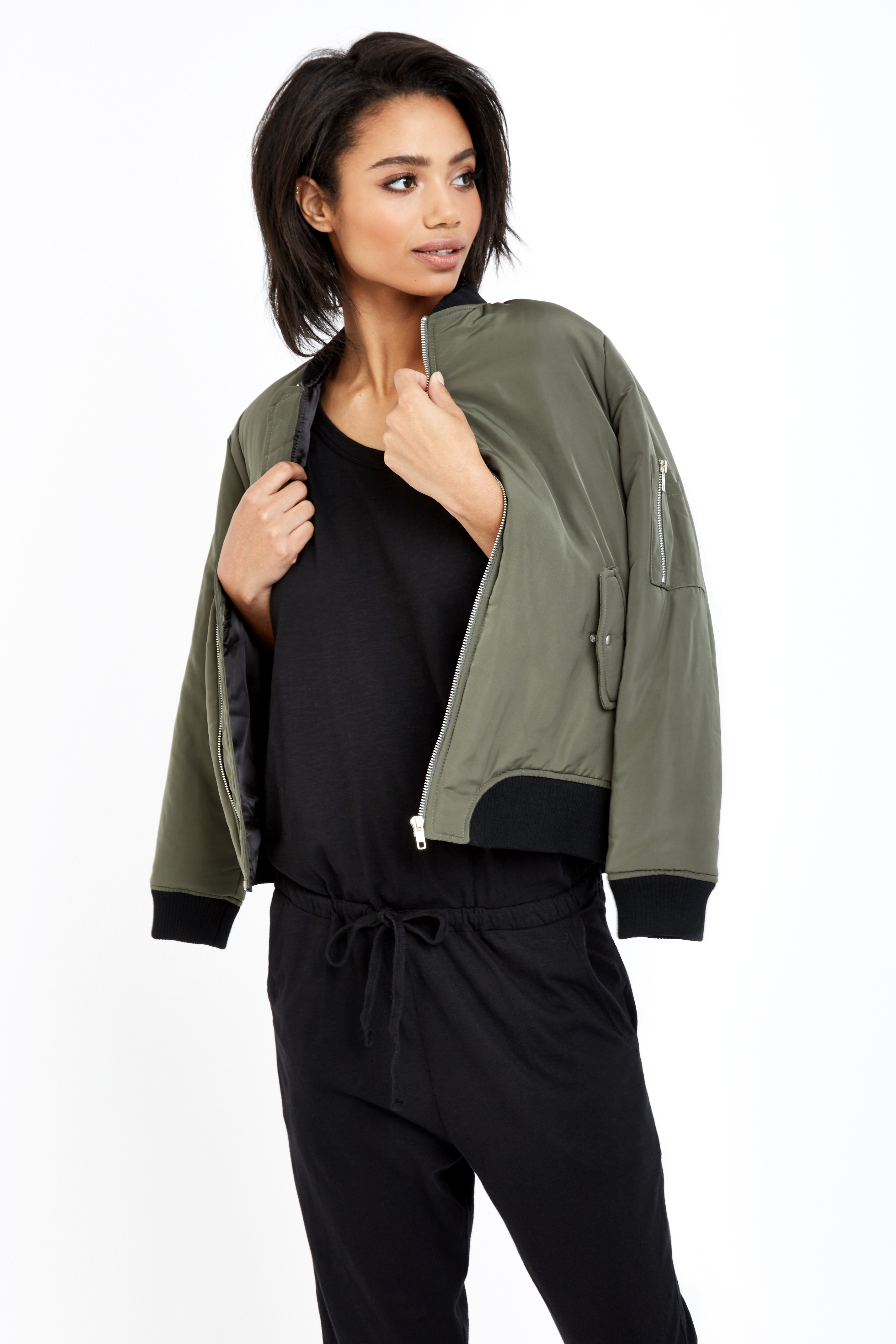 Come Through | DAILYLOOK