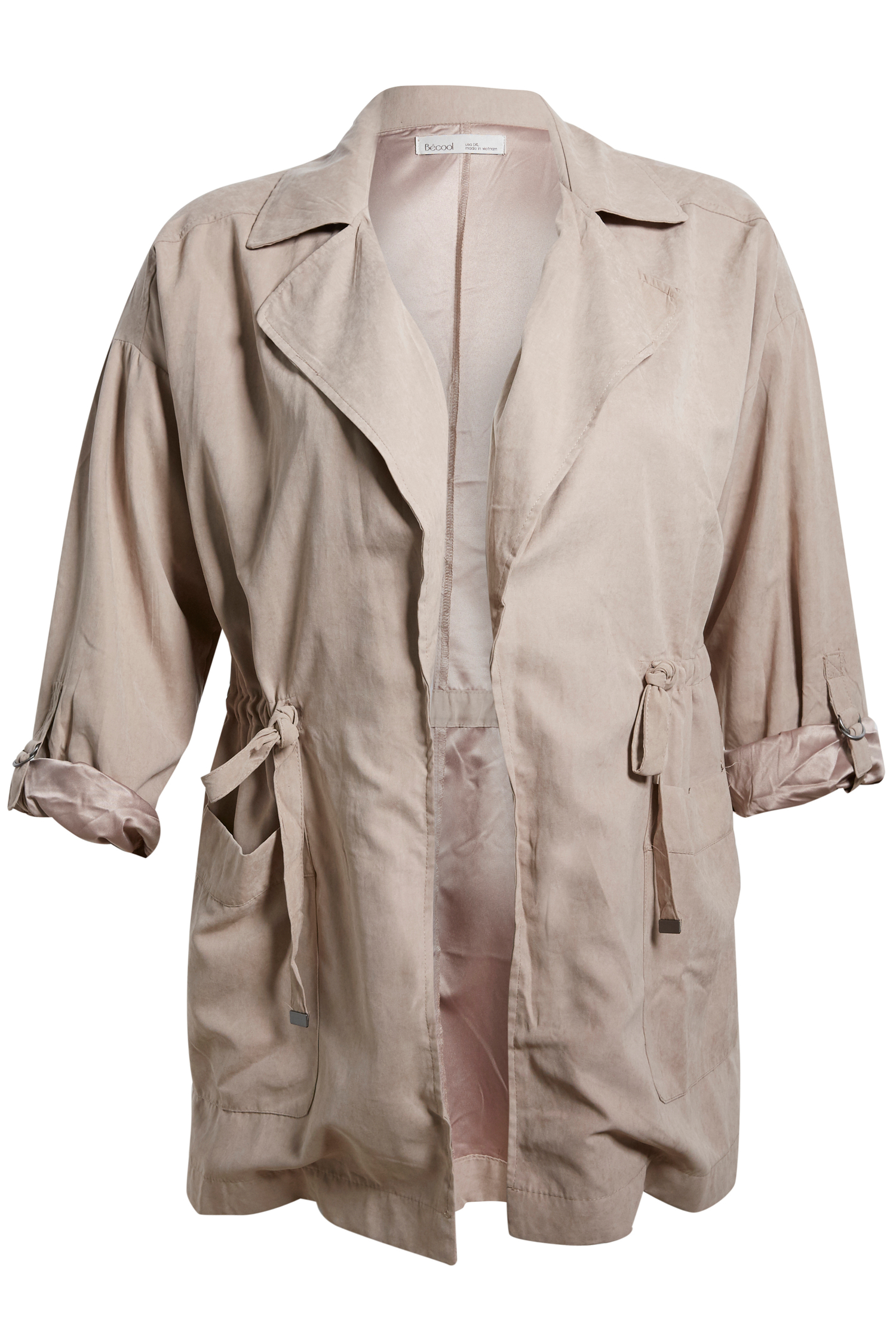 Collared Peach Skin Jacket in Beige | DAILYLOOK