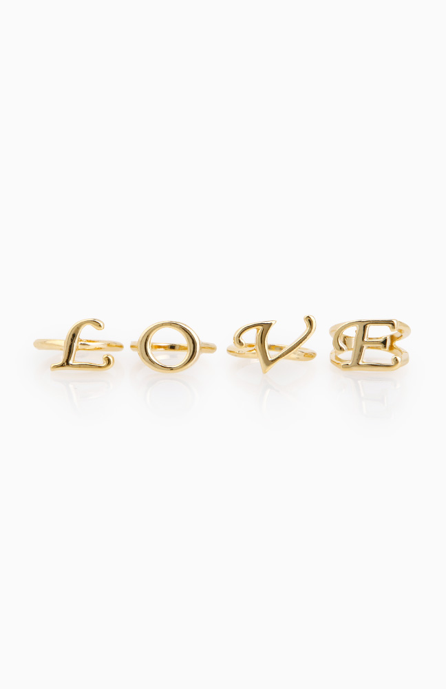 LOVE ring set in Gold | DAILYLOOK