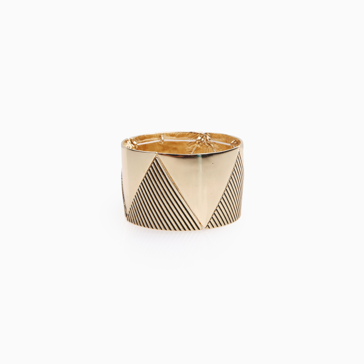 Striated Triangle Bracelet in Gold | DAILYLOOK