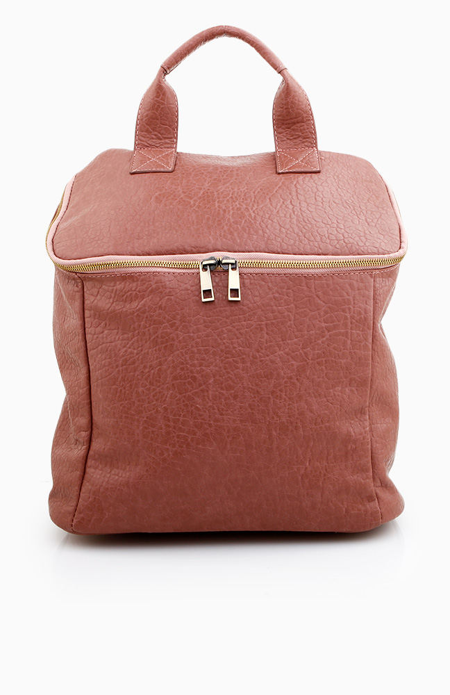 Textured Backpack in Dusty Pink | DAILYLOOK