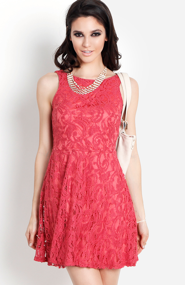 Red Vines | DAILYLOOK