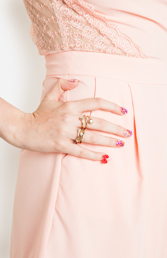 Riveting in Rose | DAILYLOOK