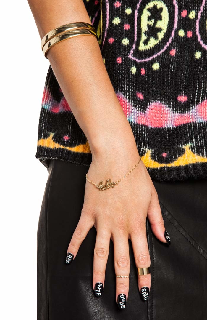 Color Me Bold | DAILYLOOK