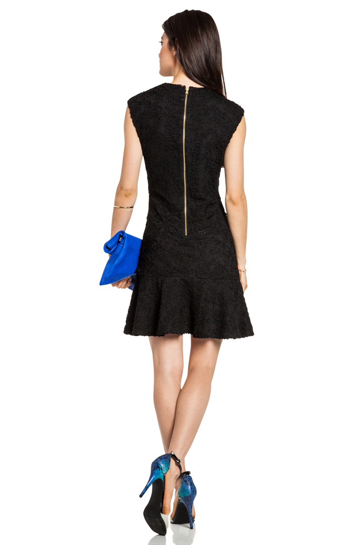 Understated Opulence | DAILYLOOK