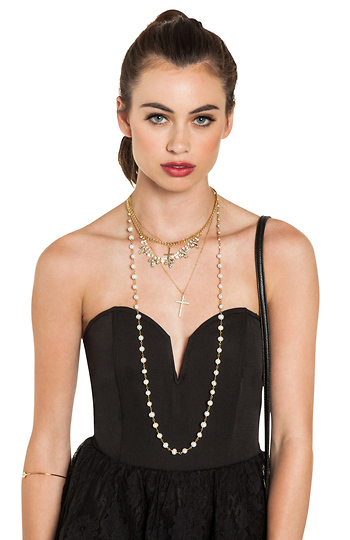 Material Girl | DAILYLOOK