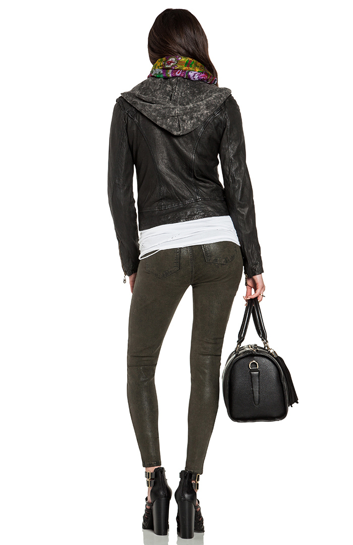 Game Gear | DAILYLOOK