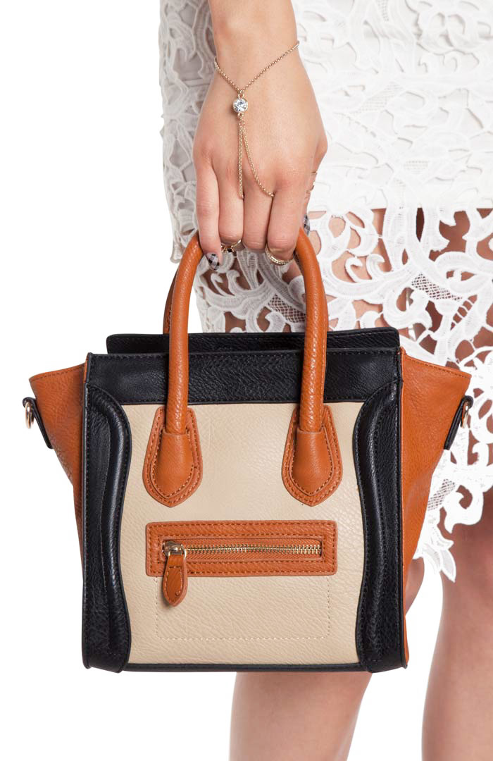 Basel Me | DAILYLOOK