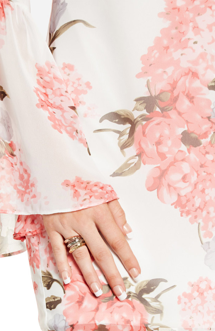 Bell Hop | DAILYLOOK