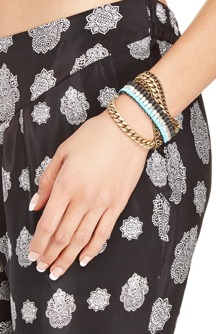 Straight A - Styled by Jenn Im | DAILYLOOK