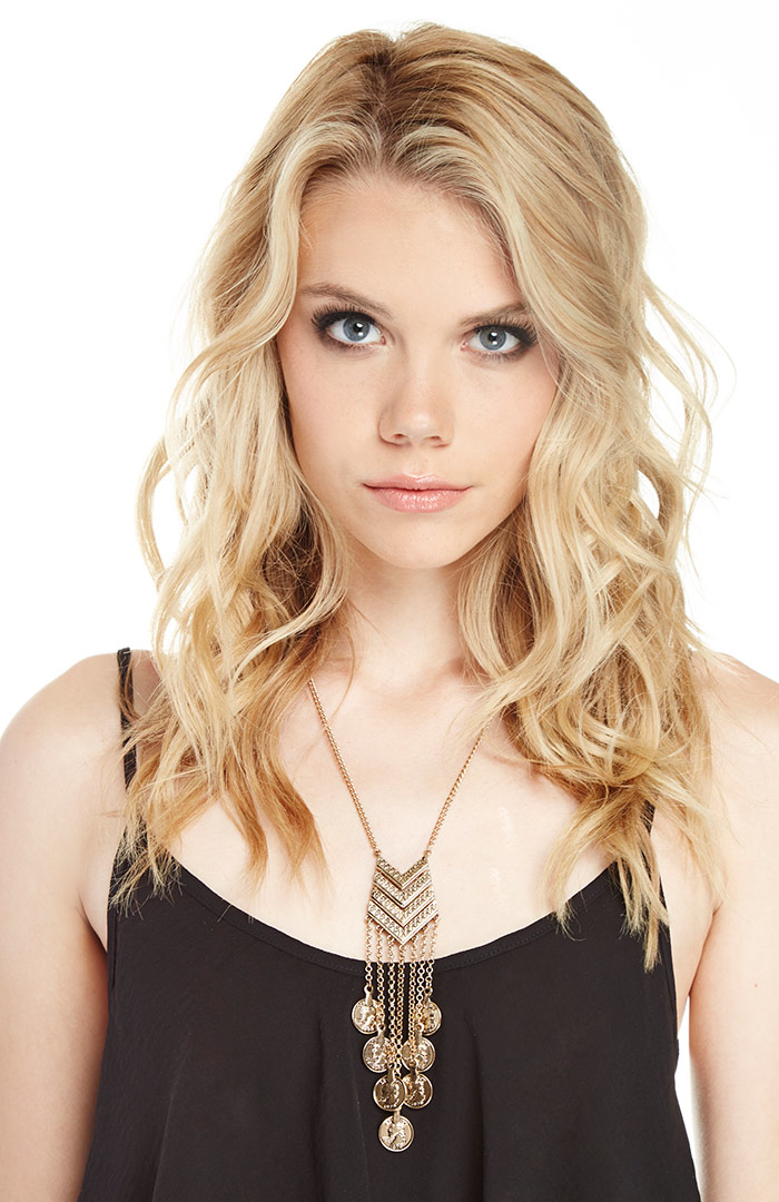 Material Girl | DAILYLOOK