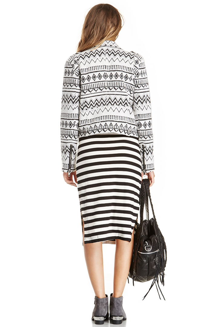 Blithe Spirit | DAILYLOOK