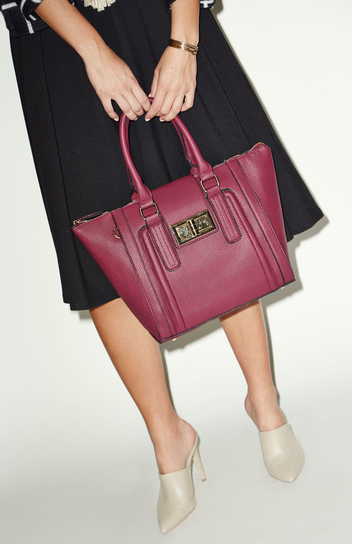 Our Town | DAILYLOOK