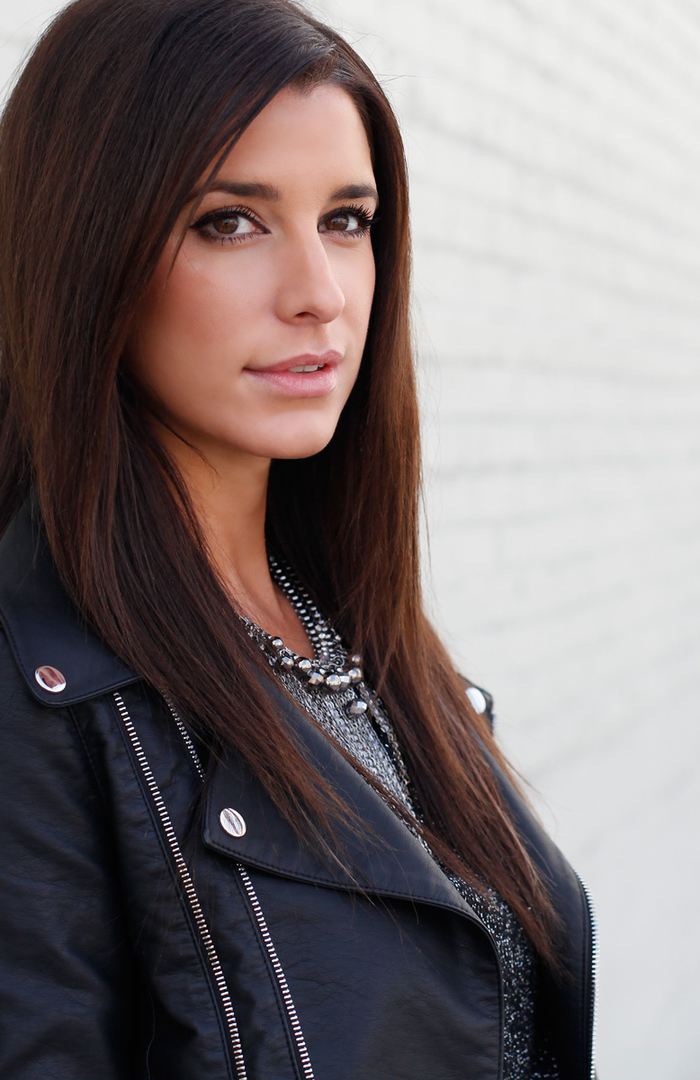Glam Rock Chic Look | DAILYLOOK