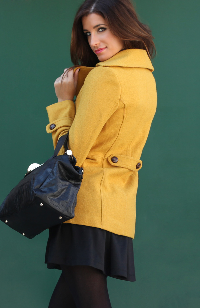 Classic Pea Coat Look | DAILYLOOK