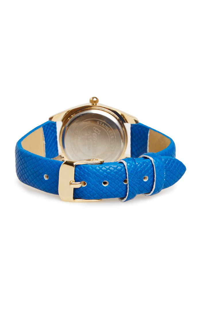 Classic Simple Strap Watch in Blue | DAILYLOOK