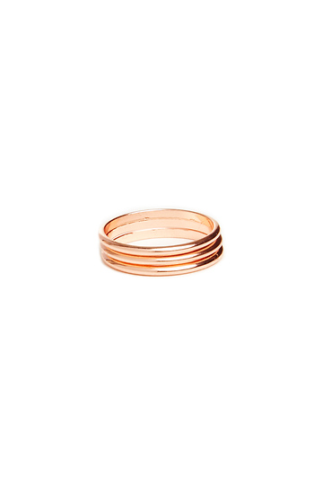 DAILYLOOK Simple Band Ring Set in Gold | DAILYLOOK