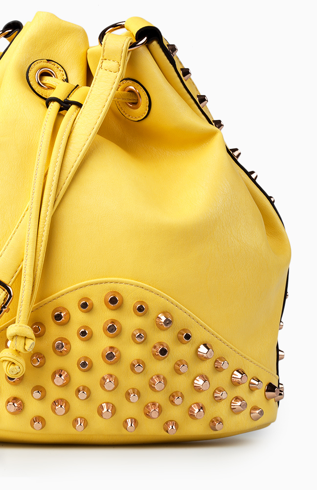 Studded Bucket Bag in Yellow | DAILYLOOK