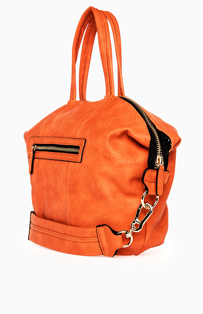 Simple Rounded Tote Bag in Salmon | DAILYLOOK