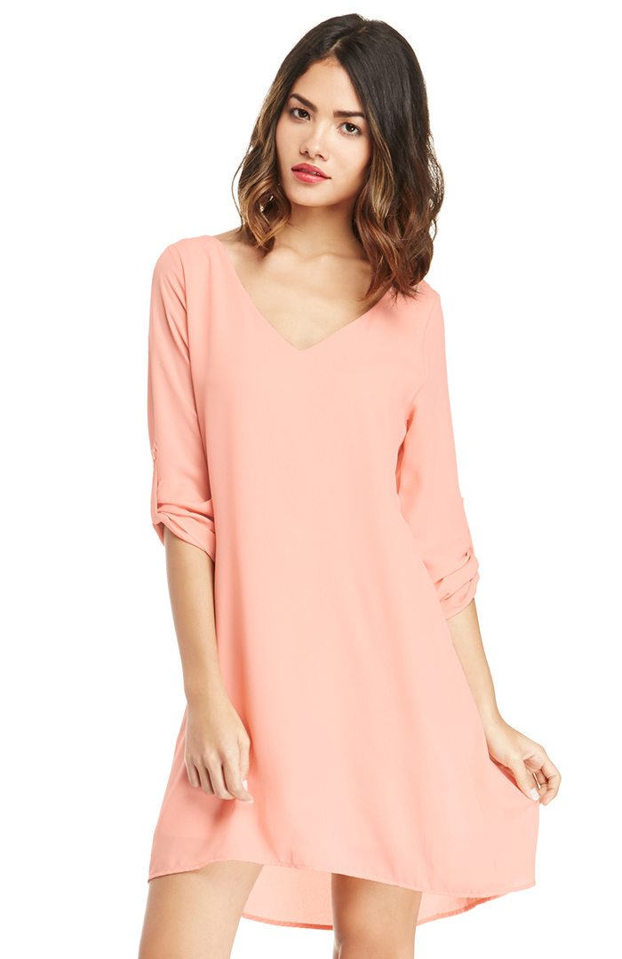 DAILYLOOK Button Sleeve Trapeze Dress in Blush | DAILYLOOK
