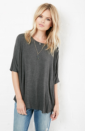 Mable Split Side Tee in Charcoal | DAILYLOOK
