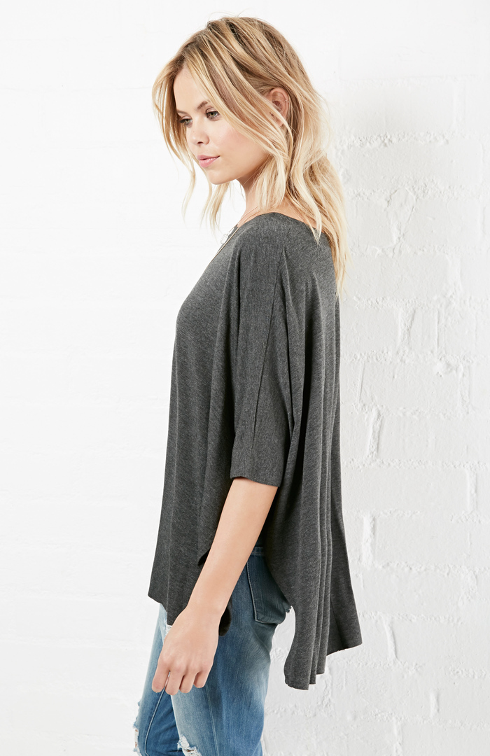 Mable Split Side Tee in Charcoal | DAILYLOOK