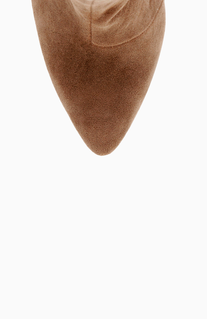 Western Chic Wedges in Taupe | DAILYLOOK